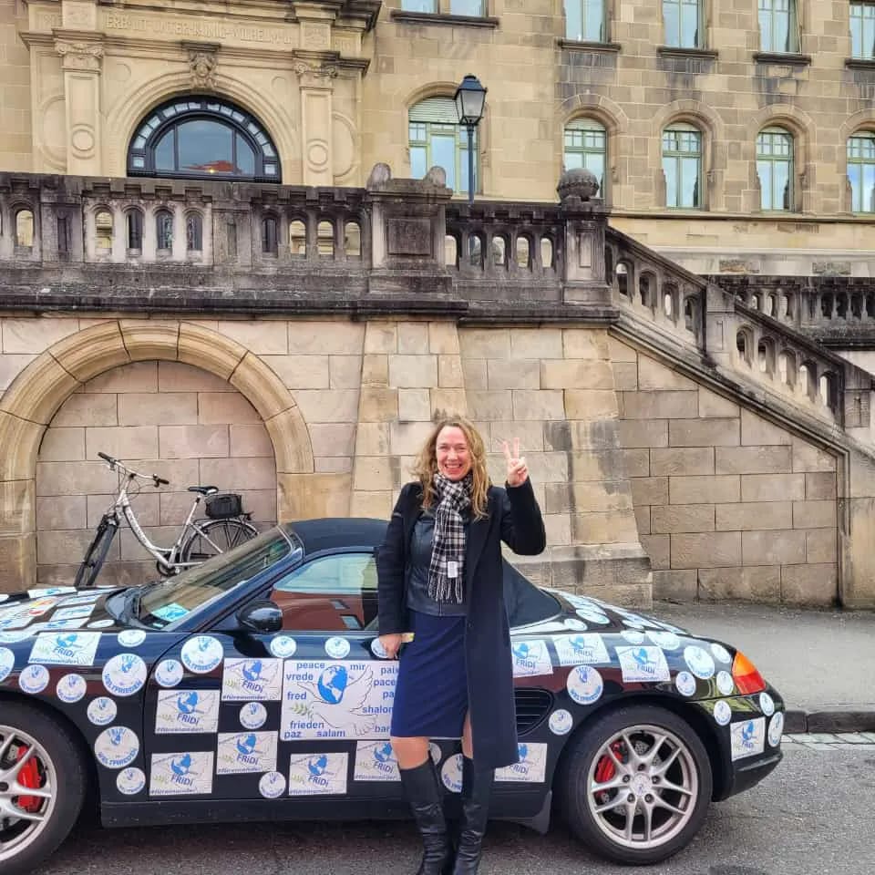 In hundert Käffern als Bürgermeisterin kandidiert – Die Story von Fridi ...